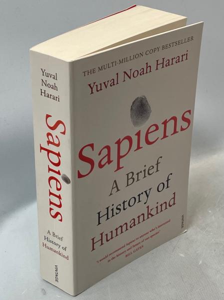 Sapiens : a brief history of humankind(Yuval Noah Harari ; [translated ...