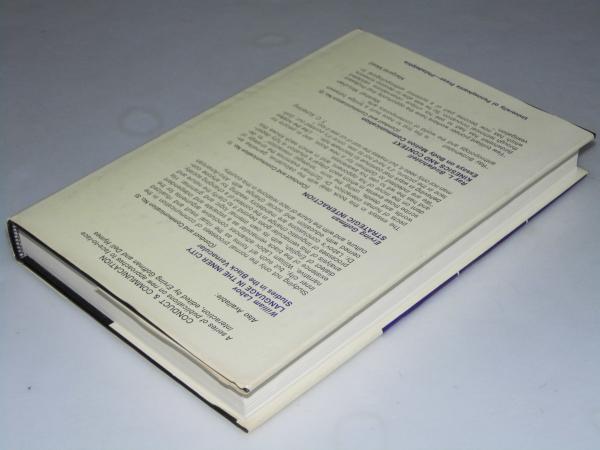 Sociolinguistic Patterns (Conduct and Communication)(William Labov ...