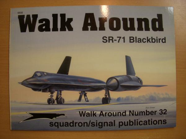 洋書 Walk Around No.32: SR-71 Blackbird / 菅村書店 / 古本、中古本、古書籍の通販は「日本の古本屋」
