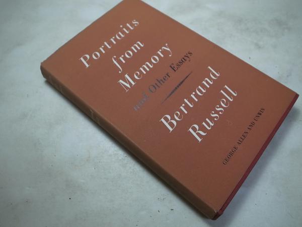 Portraits from Memory(RUSSELL、ALLEN AND UNWIN、1956) / アジアンドッグ / 古本、中古本 ...