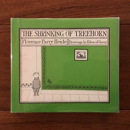 [英]The Shrinking of Treehorn(Edward Gorey / Florence Parry Heide作) / 古書 ...