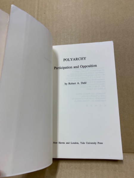 Polyarchy: Participation and Opposition(Robert A. Dahl) / (広島)大学堂書店 / 古本、中古本、古書籍の通販は「日本の古本屋」
